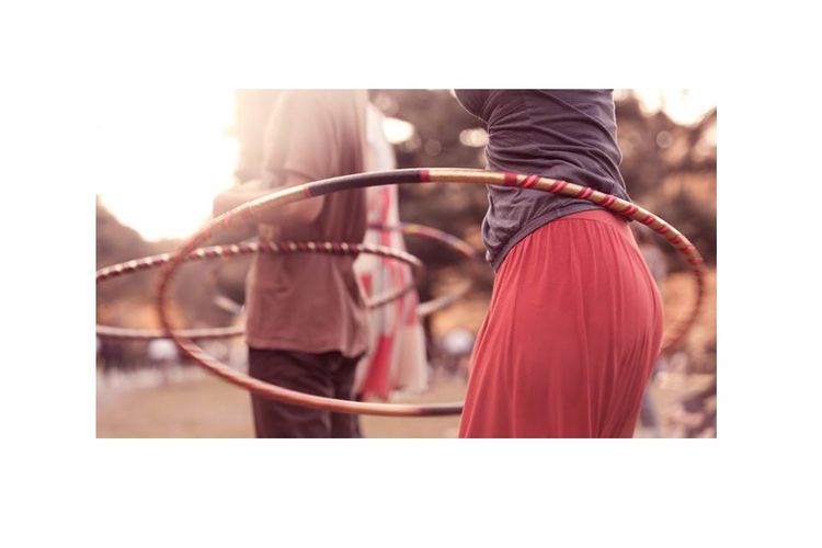 Foto : Hari Ini dalam Sejarah, Permainan "Hula Hoop" Mendapatkan Paten