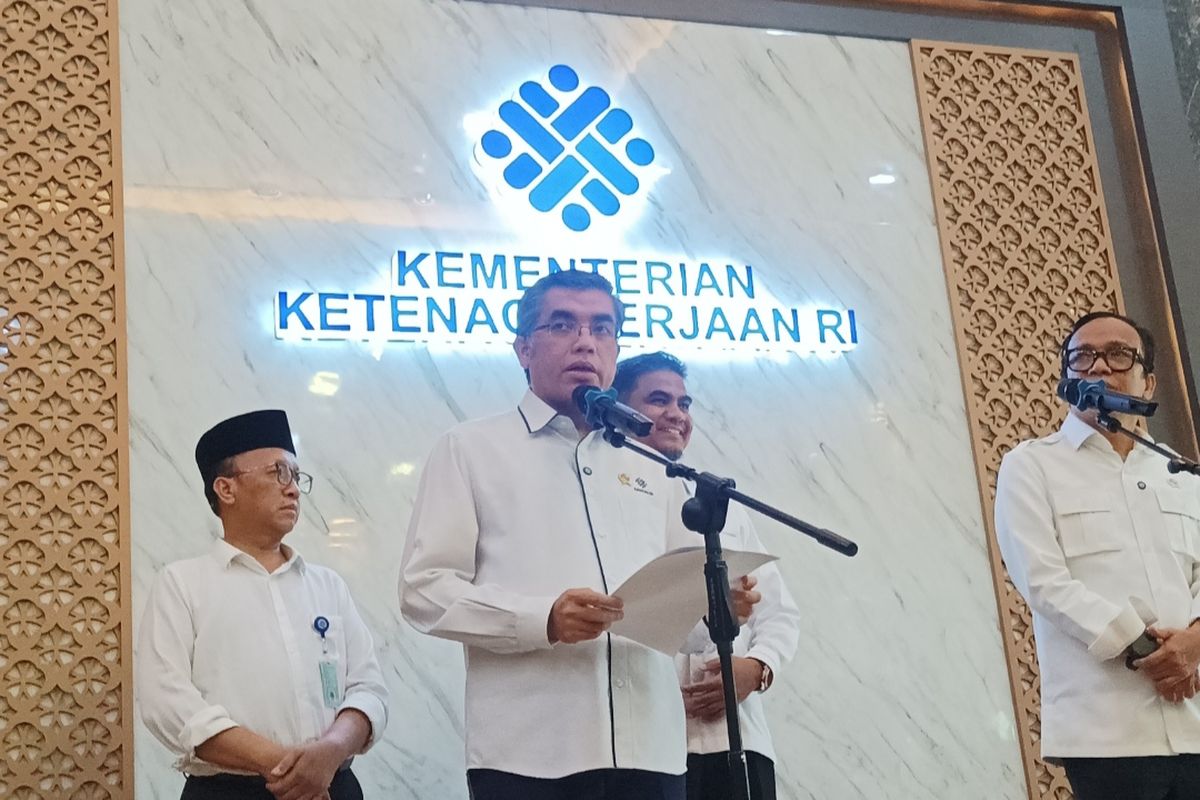Imbau THR Ojol Diberikan Tunai, Menaker: Paling Lambat 7 Hari Sebelum Lebaran 2025