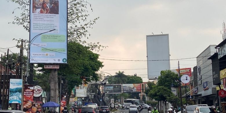 Berita Terkini Harian Ganis Rumpoko Pasang Billboard Unik Terbaru Hari ...
