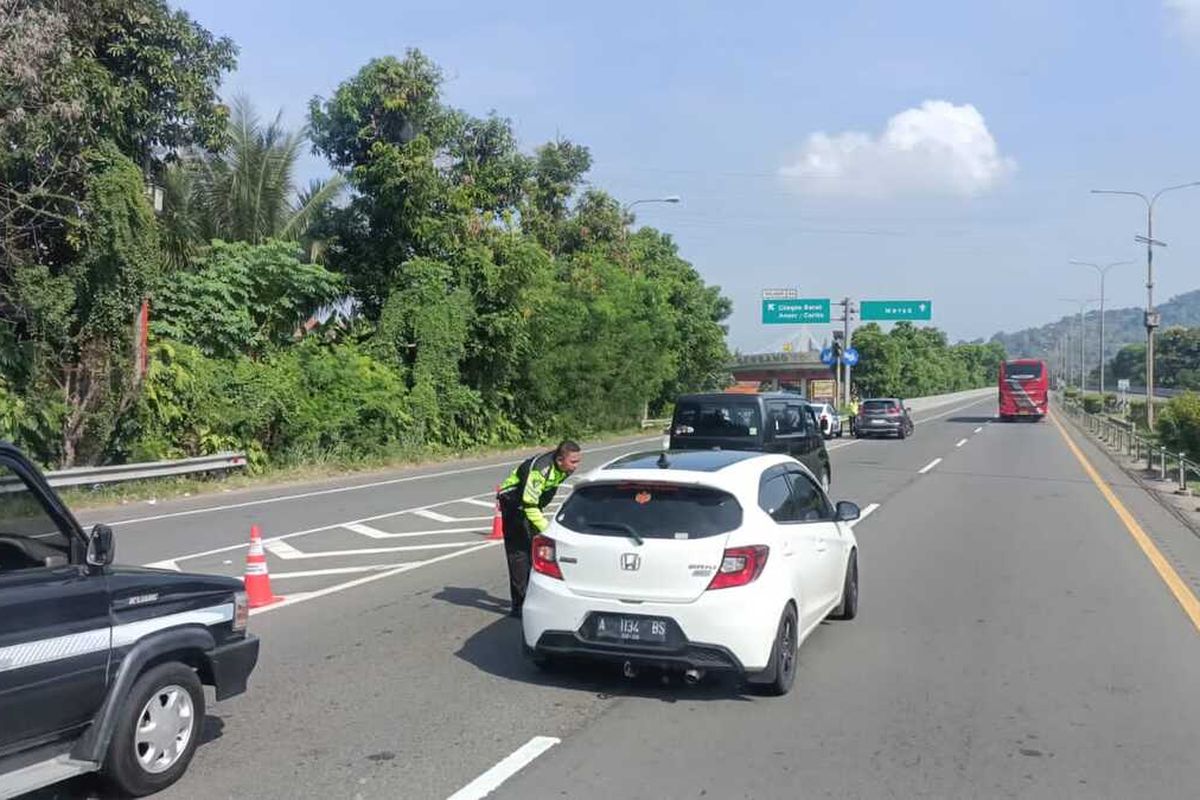Tarif Tol Jakarta Merak 2025 untuk Kendaraan Pribadi Golongan I