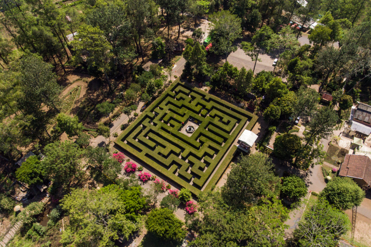 Coban Rondo di Malang: Daya Tarik, Wahana, Harga Tiket, dan Legenda
