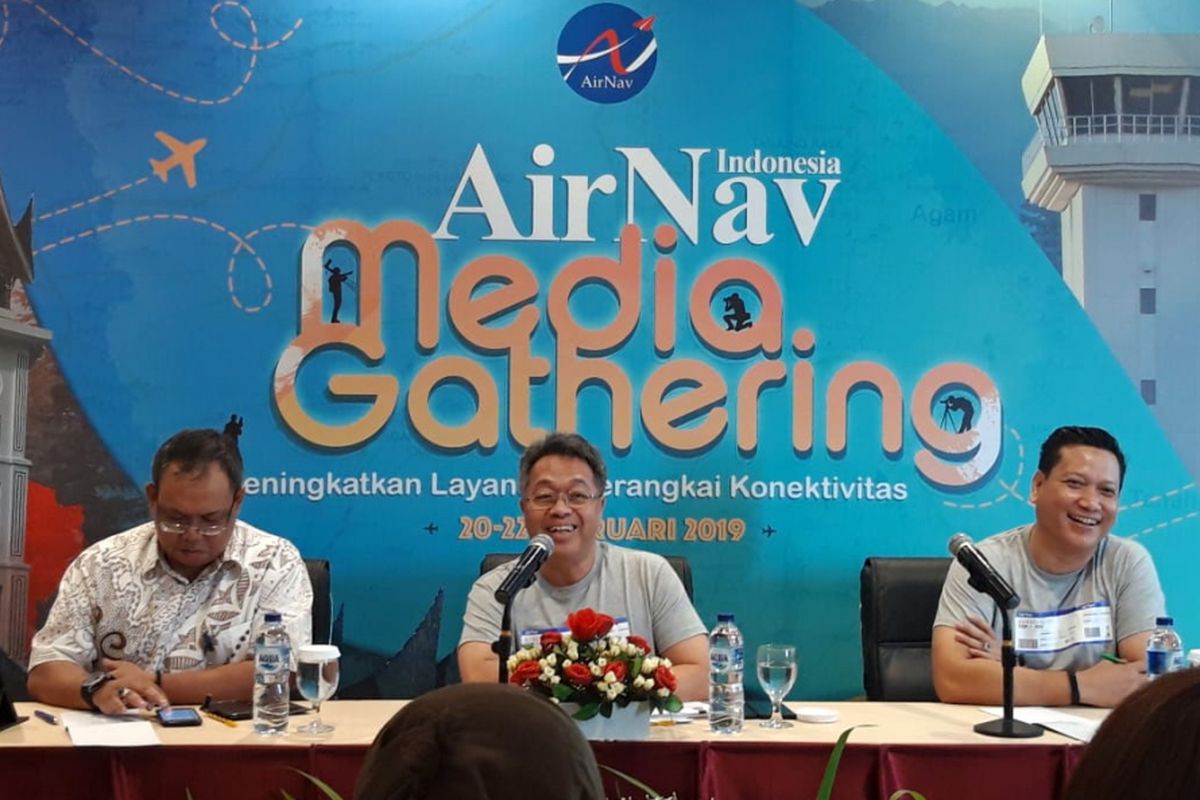 Agar Harga Tiket Pesawat Turun, AirNav Tunda Kenaikan Tarif Layanan ...