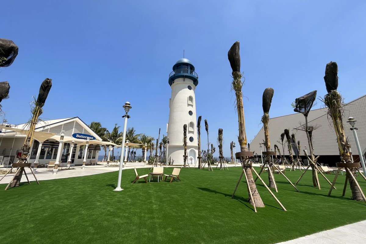 Land’s End, Wisata Baru di PIK 2 dengan Mercusuar dan Pantai