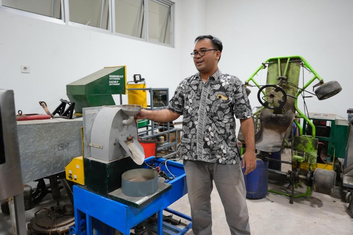 Dosen UMY Ciptakan Mesin Roasting Kopi Murah untuk Coffee Shop UMKM