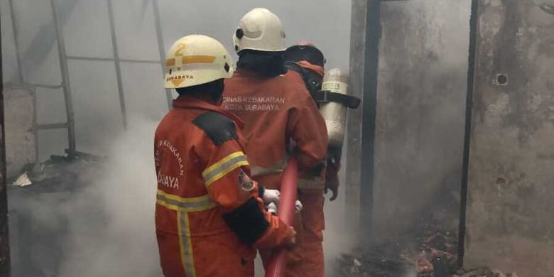 Berita Terkini Harian Kebakaran Lahan Kosong Di Surabaya Terbaru Hari ... Berita Terkini Harian Kebakaran Lahan Kosong Di Surabaya Terbaru Hari ...