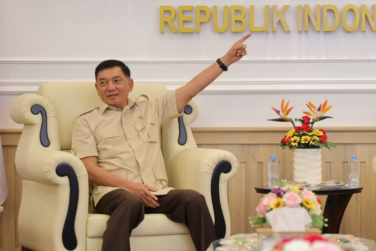 Mayjen Ahmad Rizal Jadi Dirut Bulog, Menhan: Berarti Harus Pensiun