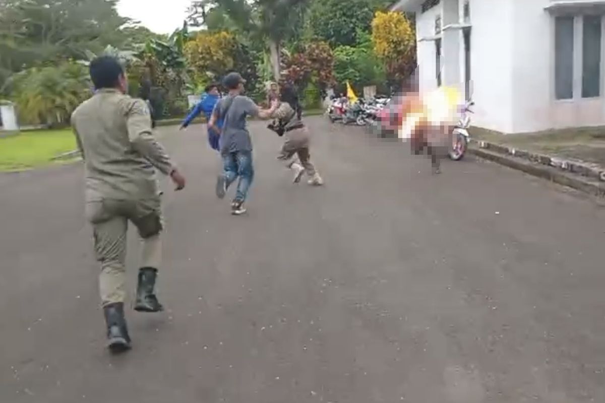 RSUD Ungkap Kondisi 3 Aktivis PMII yang Dilalap Api Saat Demo, Luka ...