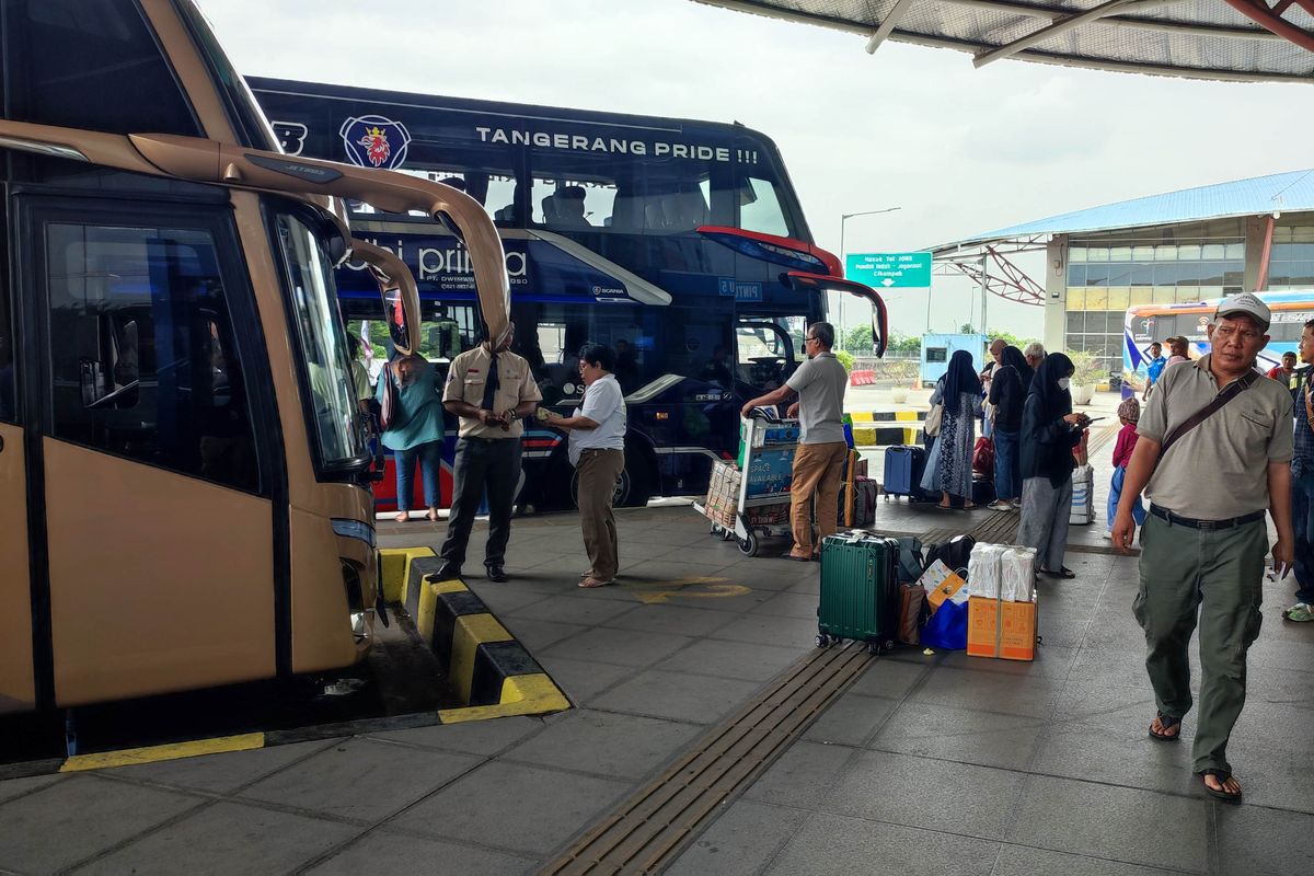 H-5 Lebaran, Jumlah Pengguna Angkutan Umum Naik 10 Persen