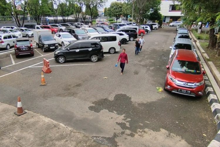 Foto : Pramono Akan Naikkan Tarif Parkir di Jakarta