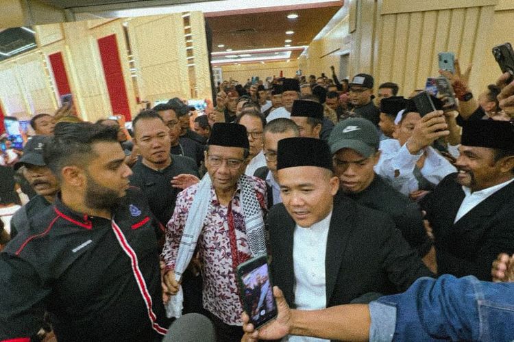 Di Malaysia, Mahfud Janjikan TKI Mendapat Perlakuan Hukum yang Layak ... Di Malaysia, Mahfud Janjikan TKI Mendapat Perlakuan Hukum yang Layak ...