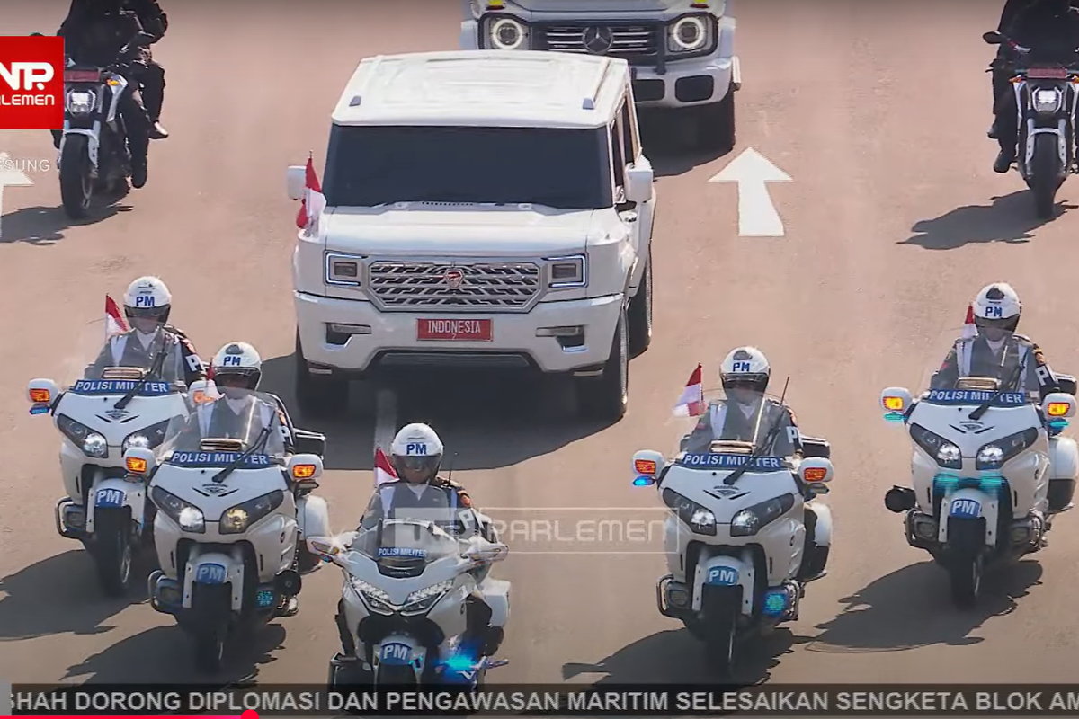 Prabowo–Gibran Kompak Naik Maung Garuda Limousine ke Sidang Tahunan DPR RI