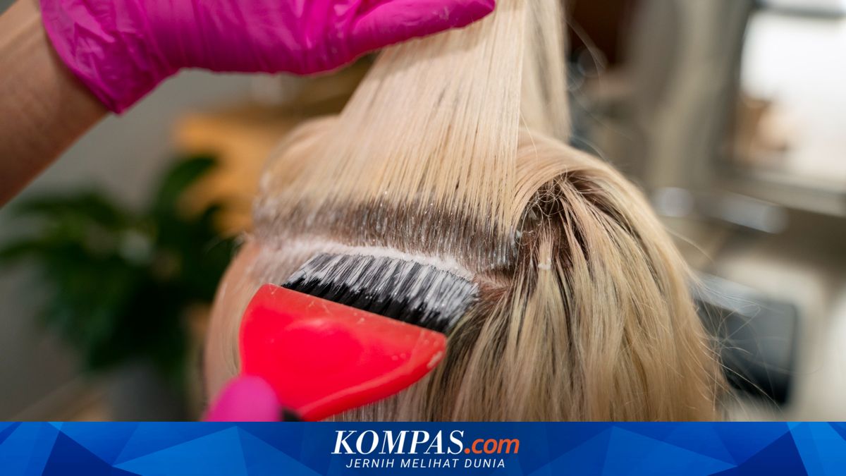 8 Tanda Rambut Harus Berhenti Dibleaching, Termasuk Mudah Patah