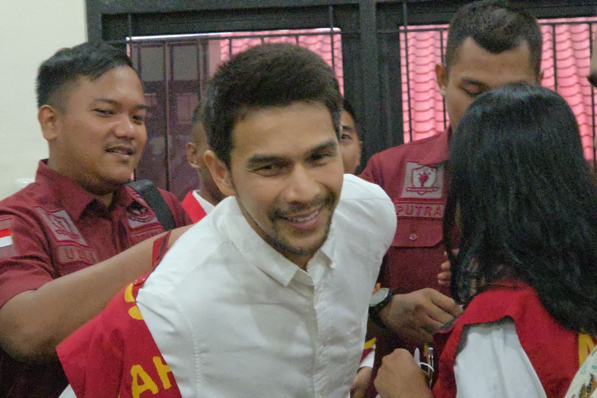 Jonathan Frizzy Minta Maaf ke Masyarakat Indonesia: Hati-hati sama Pods ...