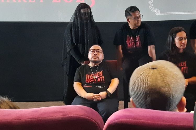 Samuel Panjaitan Lawan Ketakutannya pada Ayam di Film Losmen Melati