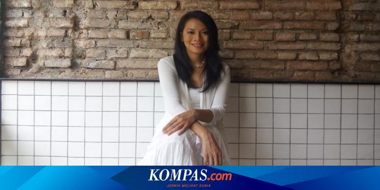 Biodata Dewi Lestari