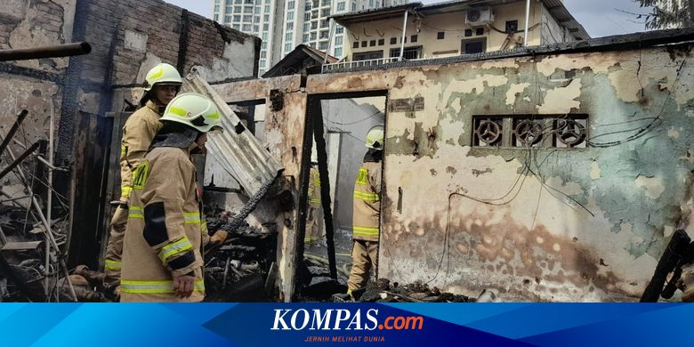 30 Rumah Kontrakan di Kebayoran Lama Terbakar, Diduga akibat Korsleting