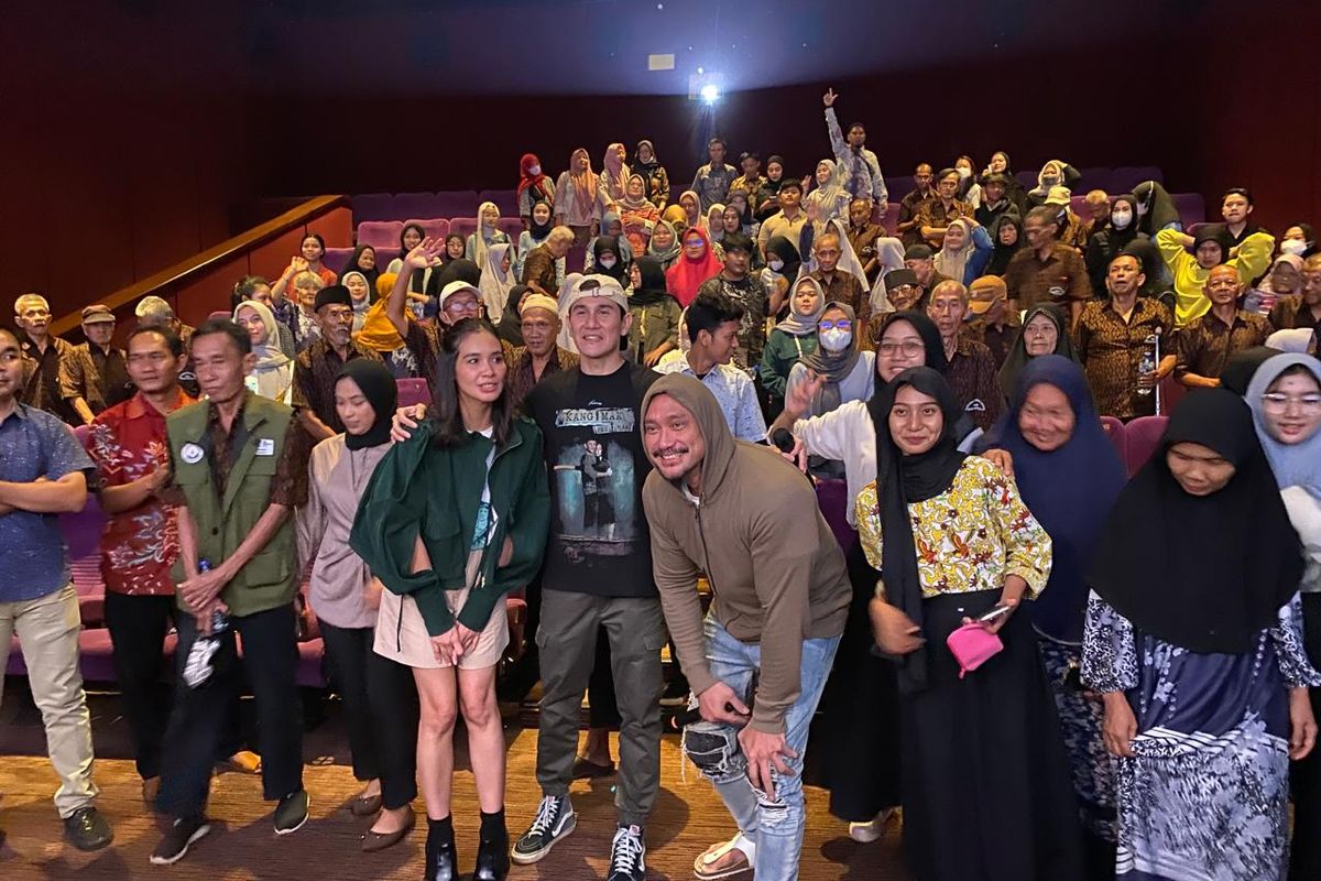 Rasa Syukur Para Pemain Film Kang Mak From Pee Mak Tembus 4,2 Juta Penonton