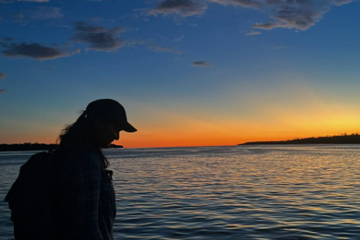 Medina Kamil Kembali ke Pulau Tiga Setelah 19 Tahun Hilangnya Kamerawan ...