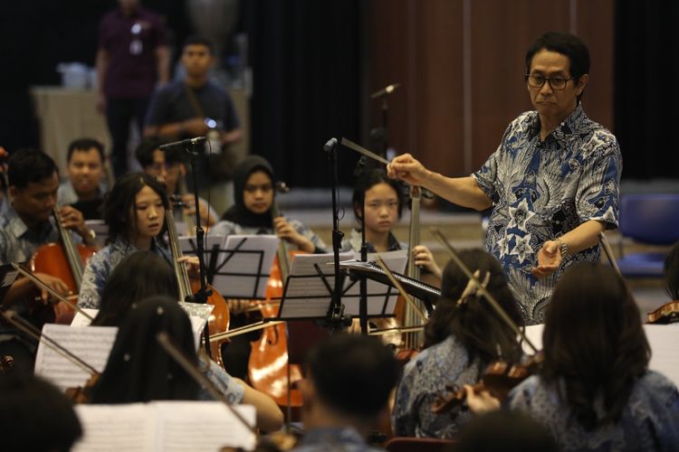 Foto : Rayakan Hari Anak Sedunia, Addie MS dan LMO Suguhkan Repertoar ...