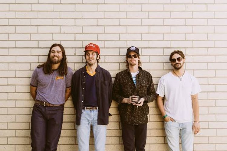 Lirik Lagu Appletree Blues, Singel Baru Caamp