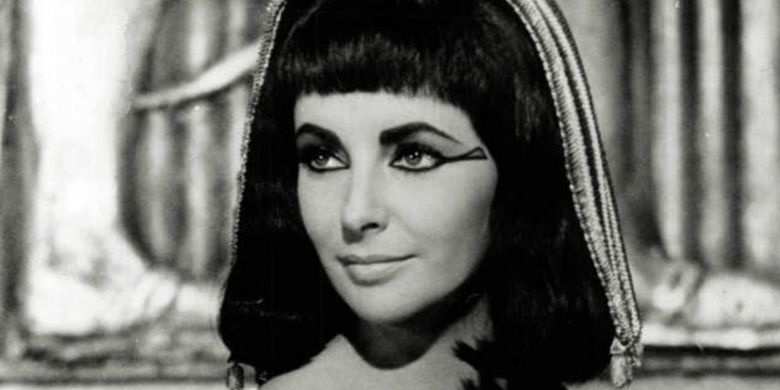Siapa Wanita Pertama yang Terkenal dengan Riasan Eyeshadow?