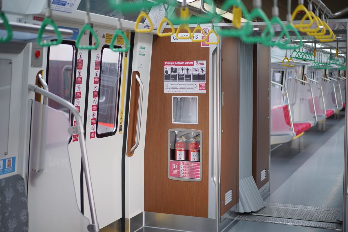 KRL Baru Jabodetabek Dilengkapi Toilet? Ini Penjelasan KAI