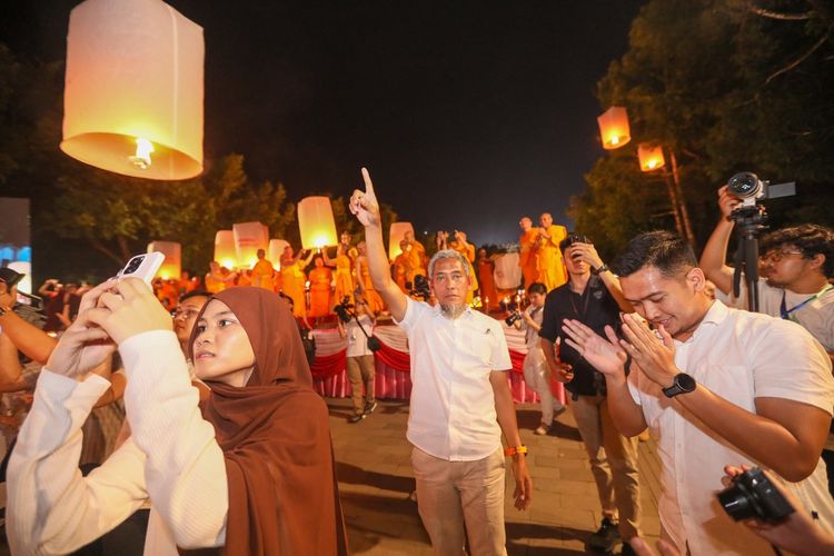 Candi Borobudur, Puncak Perayaan Waisak, dan Festival Lampion 2025