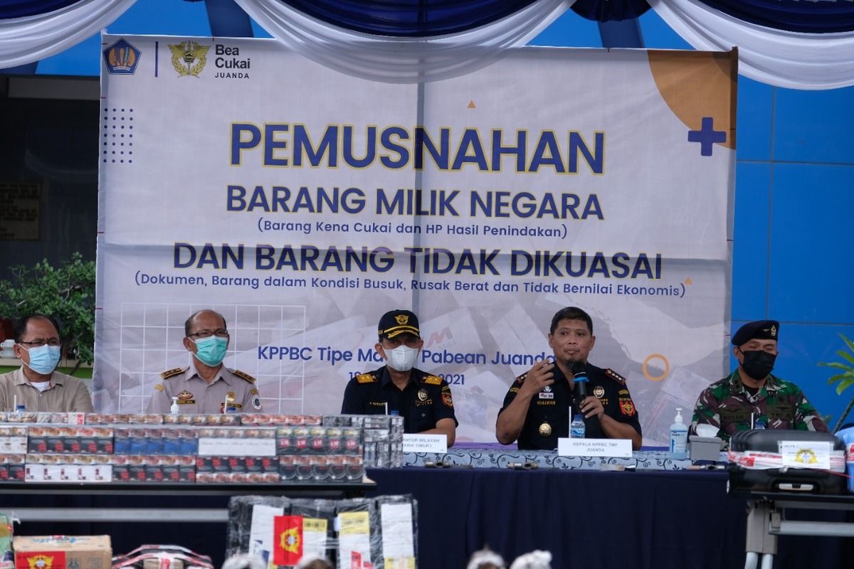 Bea Cukai Juanda Musnahkan 84 iPhone hingga Jutaan Rokok Ilegal Senilai ...