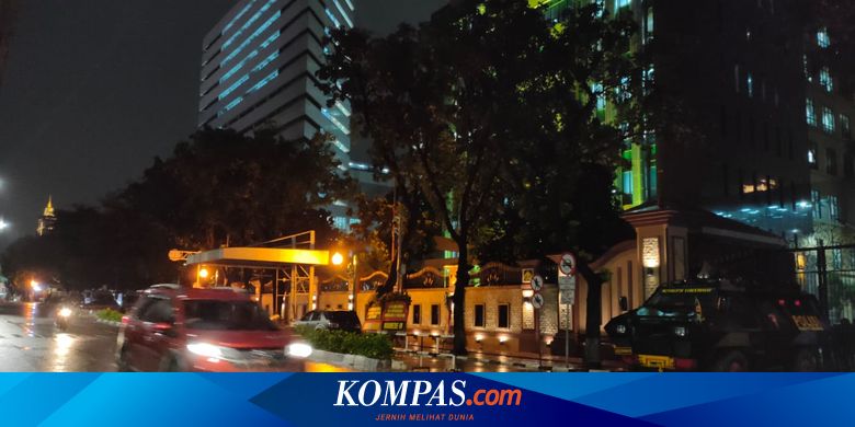 Jalan Trunojoyo Depan Mabes Polri Sudah Bisa Dilalui Kendaraan