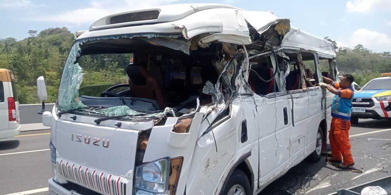 Berita Terkini Harian Kecelakaan Di Tol Ungaran Terbaru Hari Ini - Kompas.com