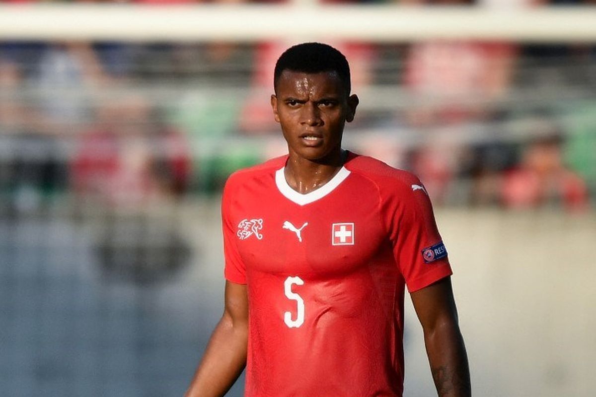 Alasan Manuel Akanji Tolak AC Milan