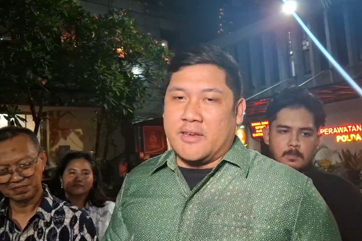 Pemeriksaan Mikhael Sinaga Soal Tuduhan Ijazah Palsu Jokowi Belum ...