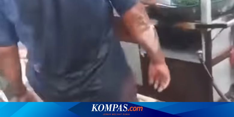 Pedagang Gorengan Kena Minyak Panas Usai Ditabrak Motor, Tangan dan Kakinya Melepuh