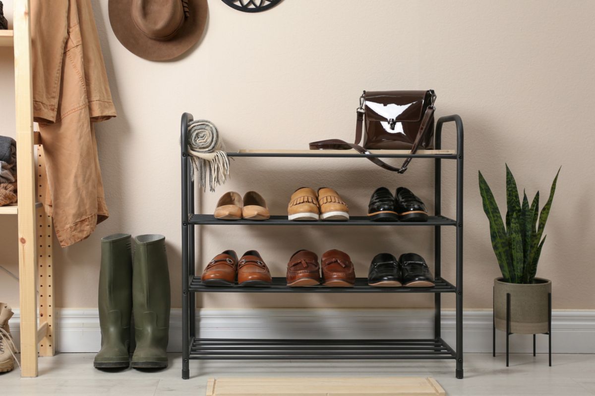 Simak, Begini Cara Memilih Rak Sepatu yang Tepat