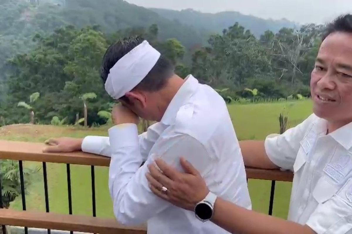 Saat Dedi Mulyadi Menangis Lihat Kerusakan Alam di Puncak Bogor...