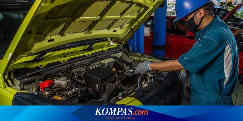 Lebih Baik Servis Mobil Setiap Bulan atau per Kilometer?