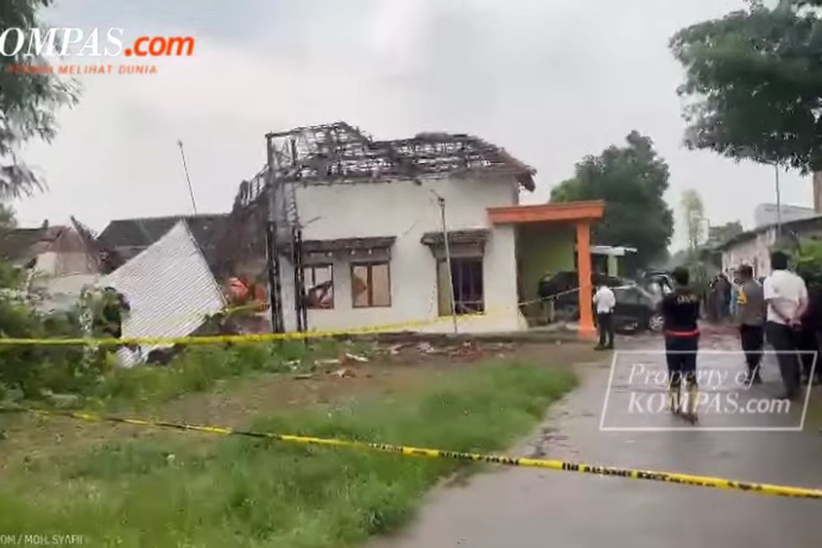 Ledakan Rumah Polisi di Mojokerto, Tim Labfor Polda Jatim Temukan Kandungan Oksidator dan Klorat