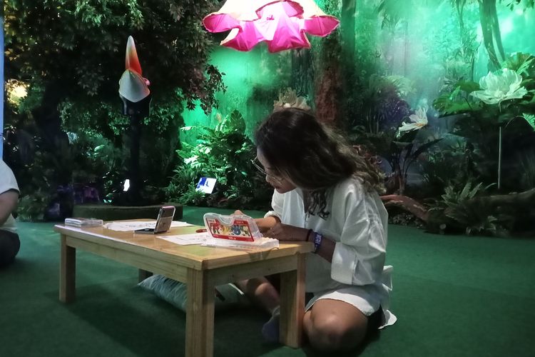 6 Aktivitas di Hutan Hujan ImersifKu, Menikmati Dongeng dan Mewarnai