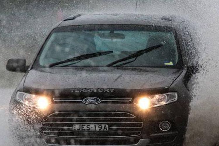 Foto Mulai Musim Hujan Begini Cara Gampang Cek Kondisi Karet Wiper