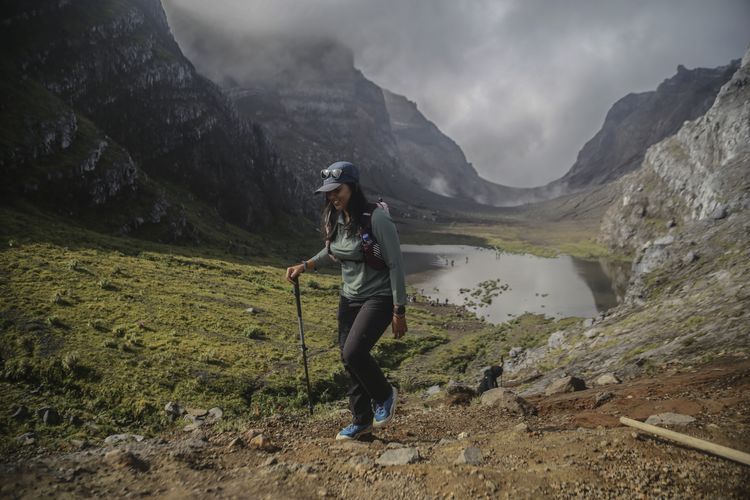 Foto : Kenapa Gunung Gamkonora Menarik untuk Didaki?