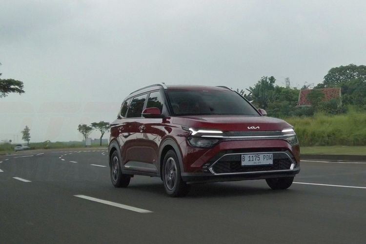 Tes Lengkap Kia Carens 1.5, dari Desain sampai Biaya Servis