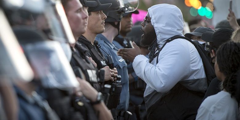 Protes Kematian George Floyd, Demonstran Teriakkan "Aku Tak Bisa Bernapas"