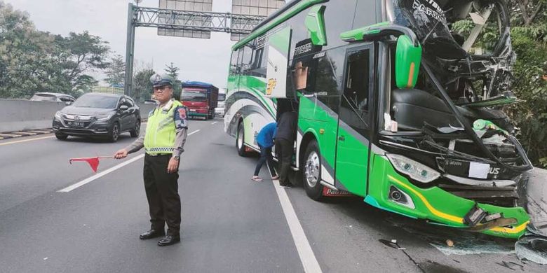 Berita Harian Bus Rombongan Siswa Smk Kecelakaan Terbaru Hari Ini - Kompas.com
