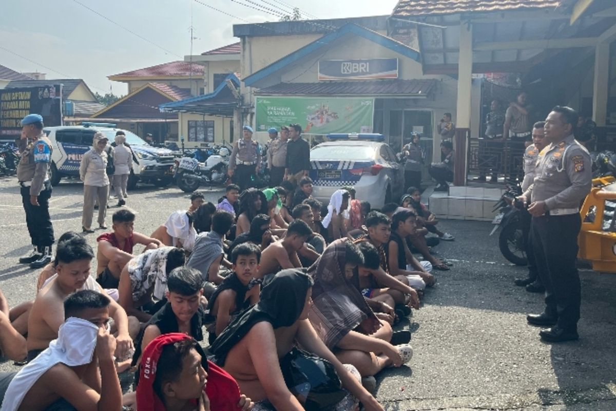 Polisi di Pekanbaru Kepung Arena Balap Liar Saat Subuh, 28 Motor Disita