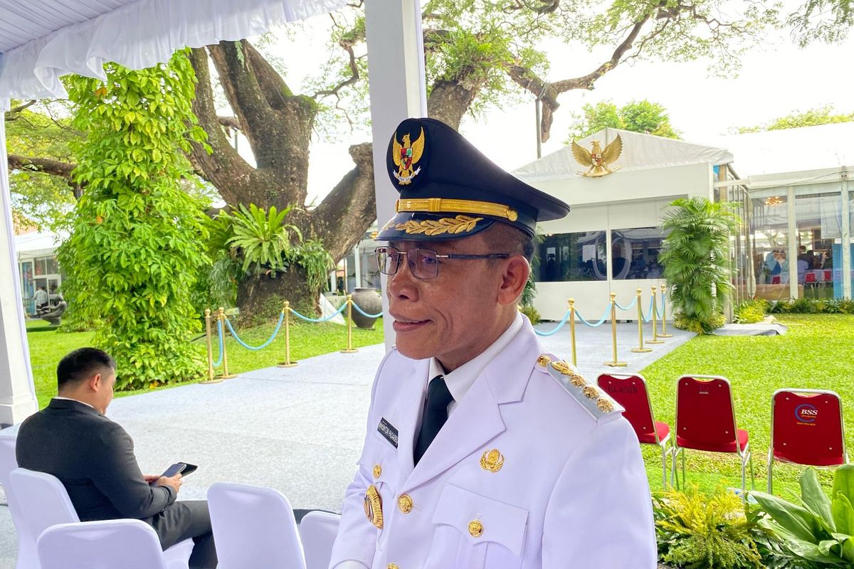 Patuhi Megawati, Bupati Tapteng Masinton Pasaribu Tunda Retret ke Magelang
