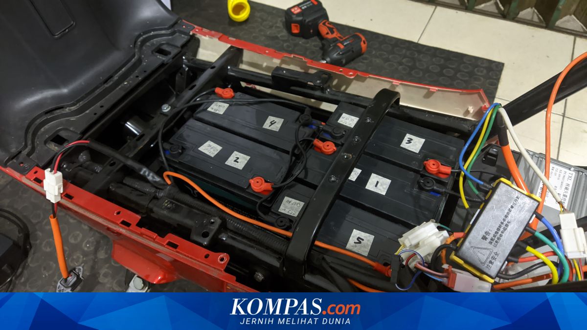Sering Salah Cas, Baterai Motor Listrik SLA Bisa Cepat Soak