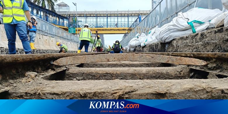 Bantalan Rel Trem Peninggalan Belanda Terbuat dari Kayu Jati, Masih ...