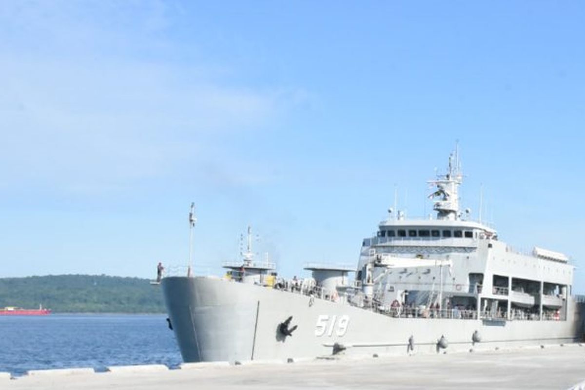 Spesifikasi KRI Teluk Kupang-519, Kapal Perang TNI AL yang Bisa Angkut ...