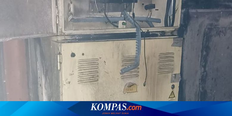 Panel Listrik di Lantai 5 Gedung LTC Glodok Terbakar, Diduga Akibat Korsleting