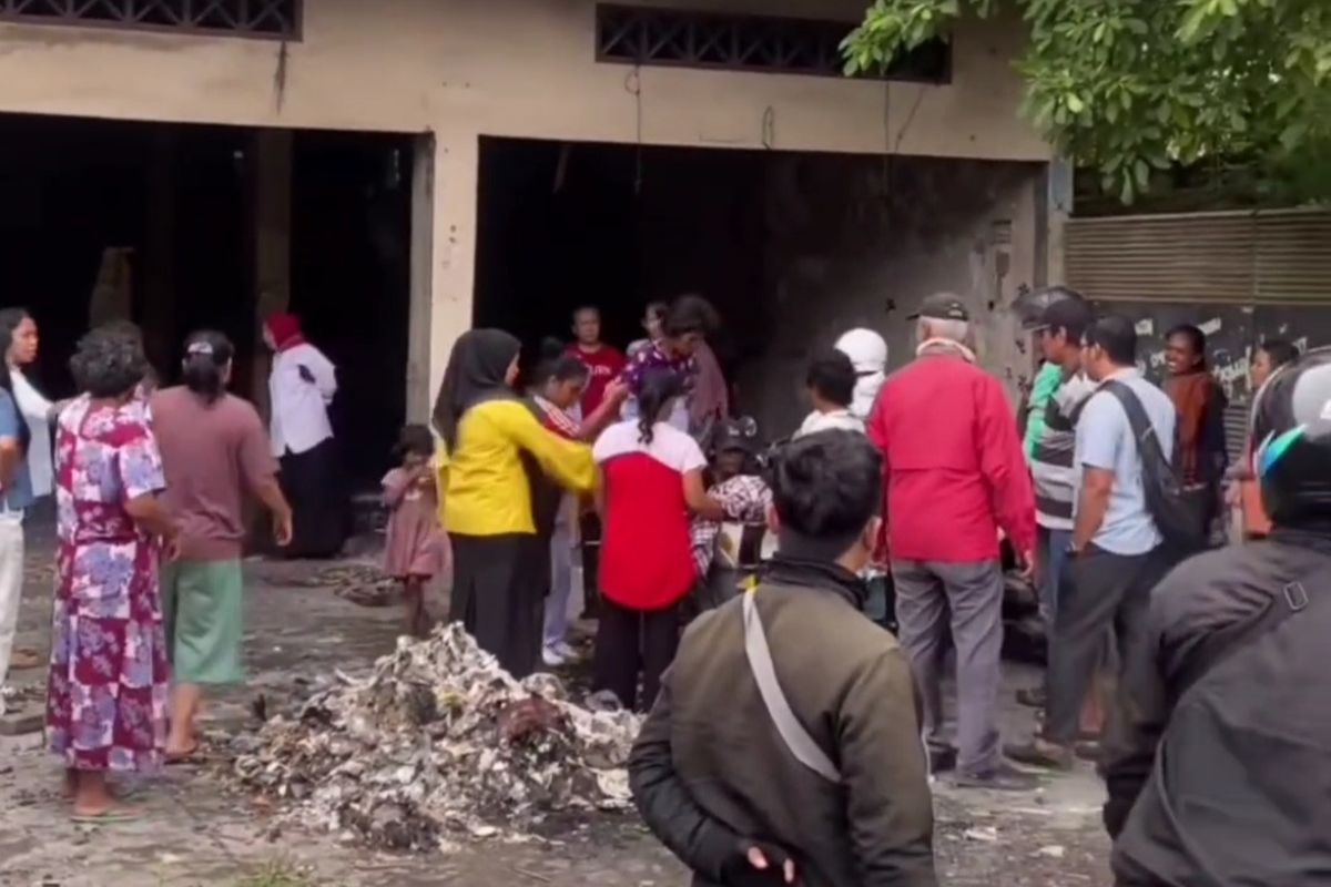 Video Viral Tunawisma Melahirkan Sendiri Dalam Ruko Kosong di Medan